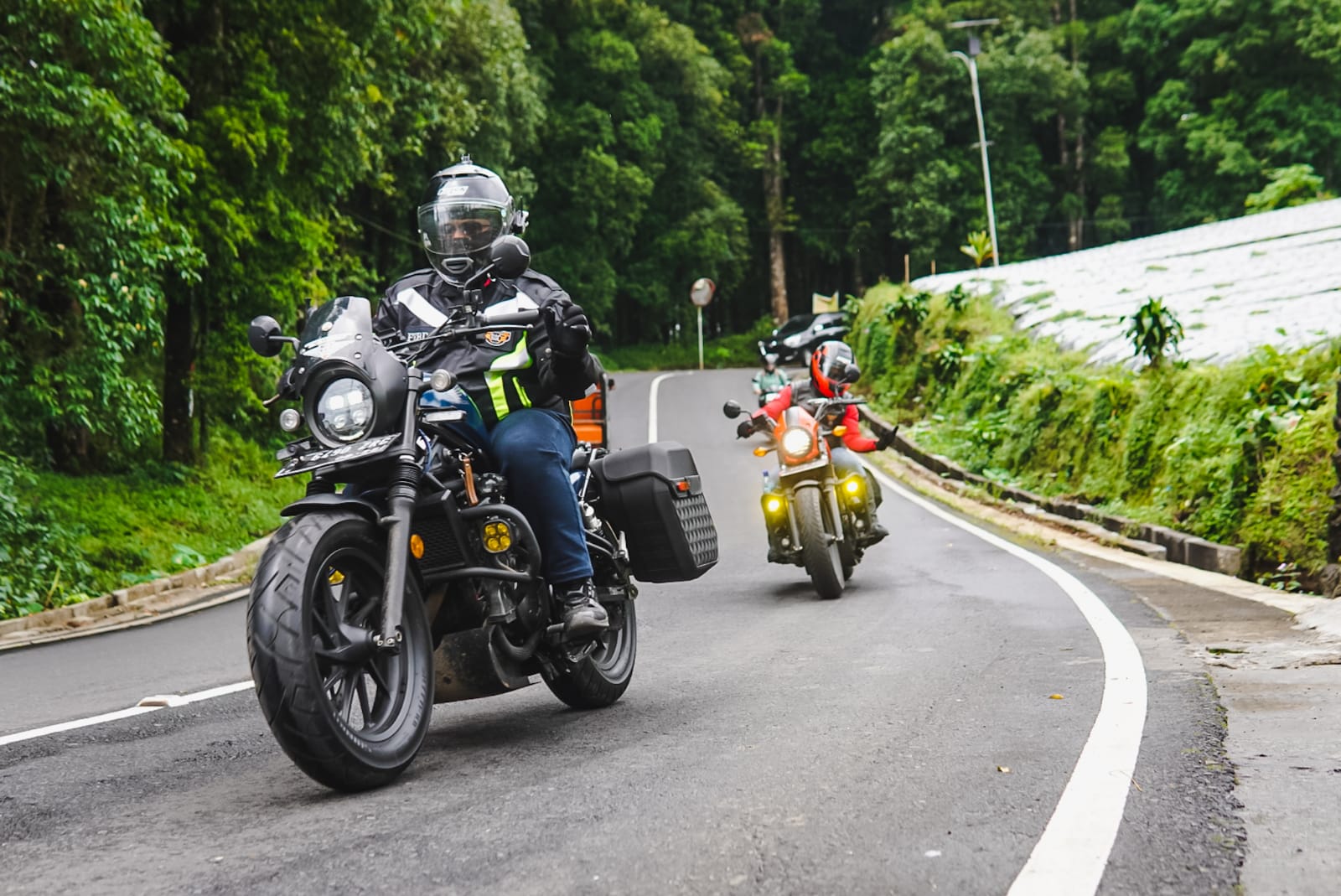 Terlihat Sepele, 10 Potensi Kecelakaan Bermotor - jakmotor.com